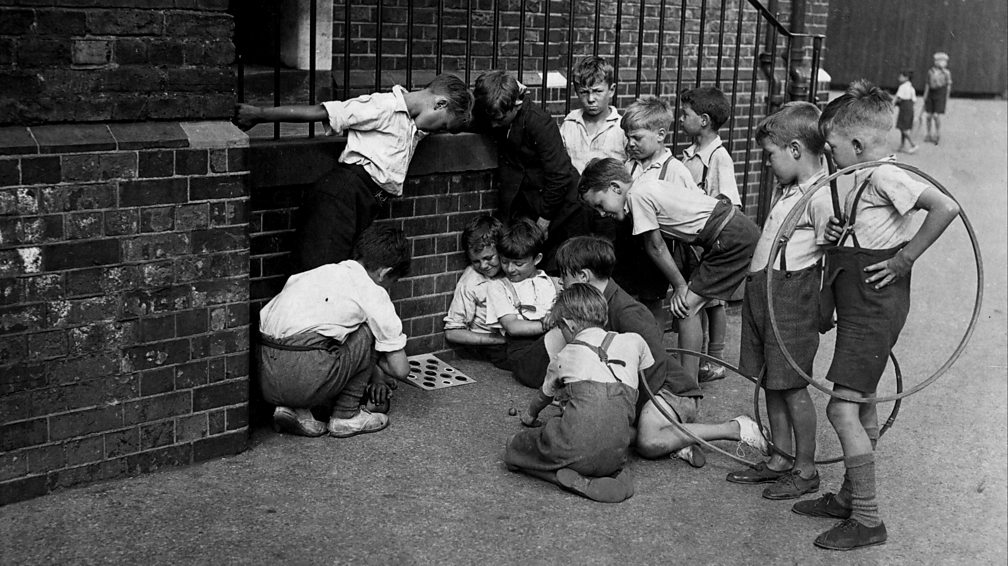 What did children do in the 1930s? - BBC Bitesize