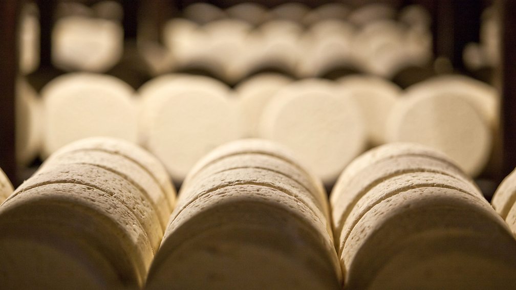 The truth about cheese dreams