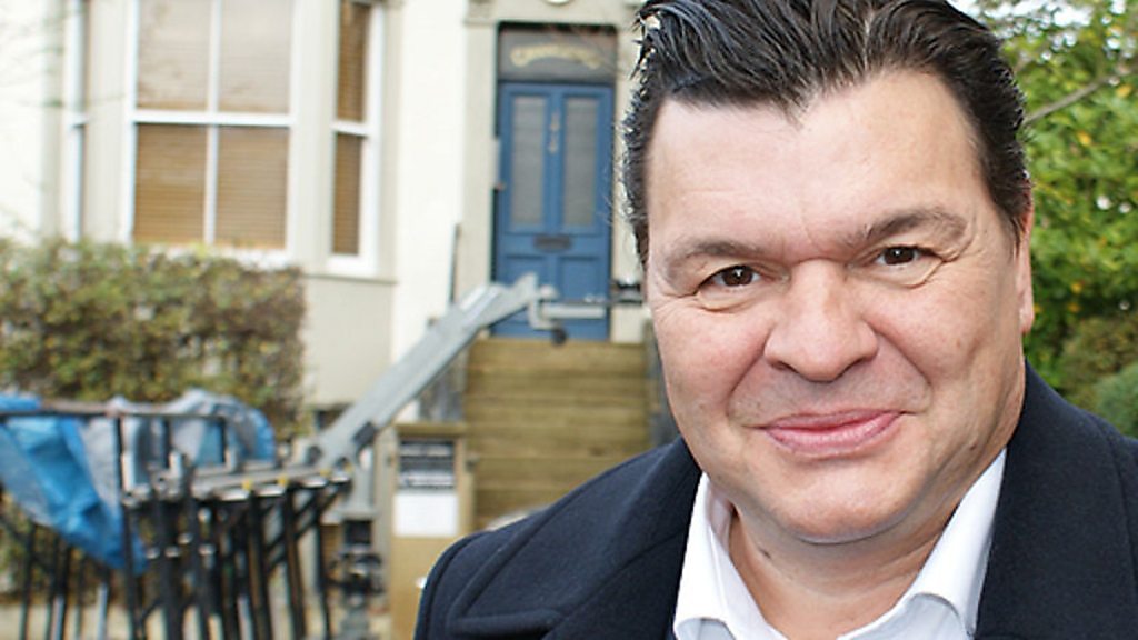 BBC One - EastEnders 2008 - 2012, 2011, 05/12/2011, Jamie Foreman's ...