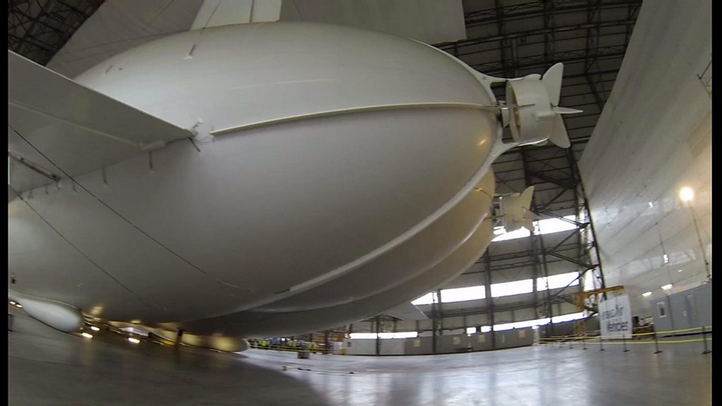Airlander 10: World's 'biggest' aircraft's first unveiling since ...