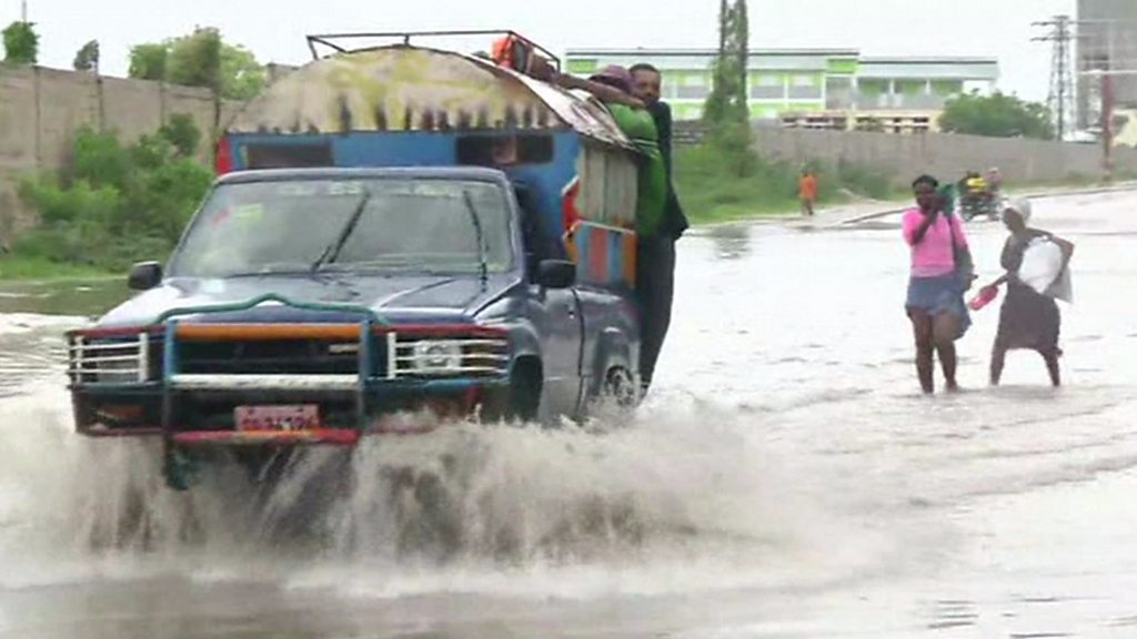 El poderoso huracán Matthew deja un rastro de devastación en el este de ...