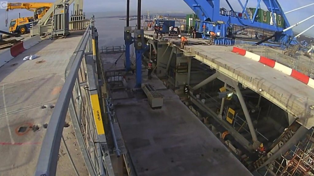 Queensferry Crossing towers all connected - BBC News