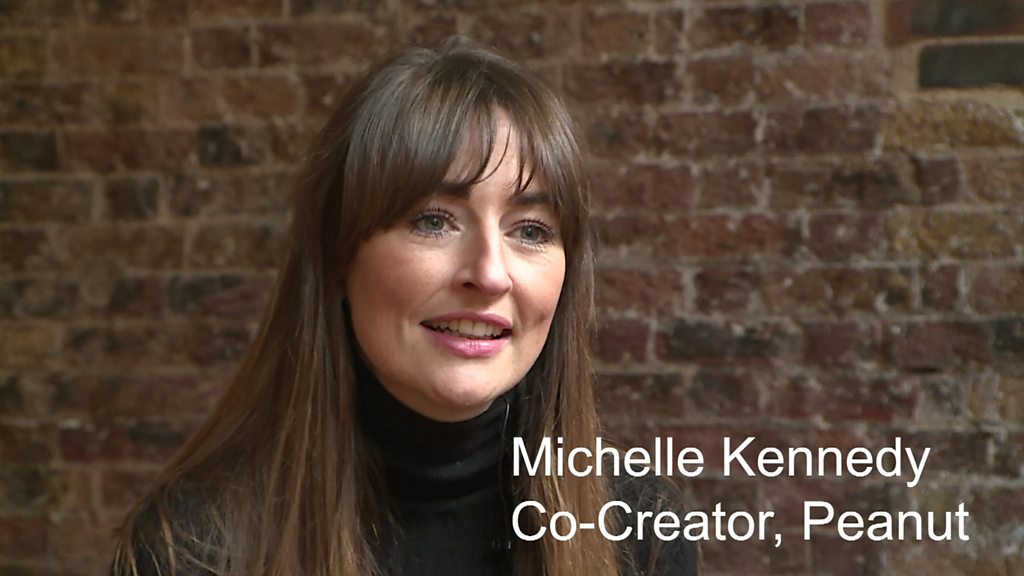 Swipe right for new 'mum friends' - BBC News