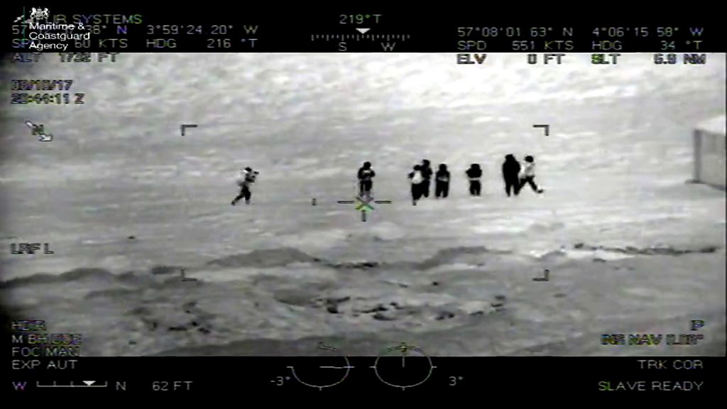 Lost scouts found sheltering in Cairngorms bothy - BBC News