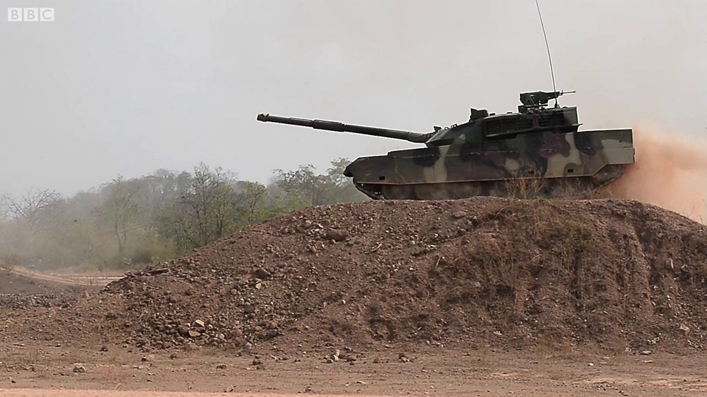 ทบ. เปิดตัวรถถัง VT4 จากจีน ซึ่งไทยเป็นลูกค้ารายเดียวในโลก - BBC News ไทย
