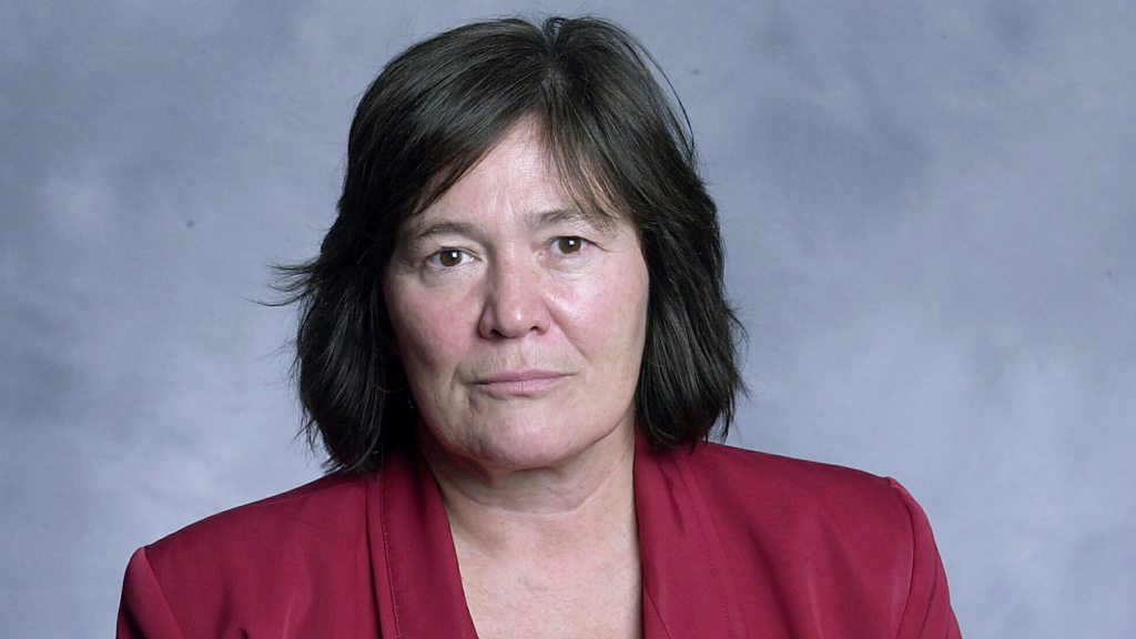 A Good Read - Clare Short and Beryl Bainbridge - BBC Sounds