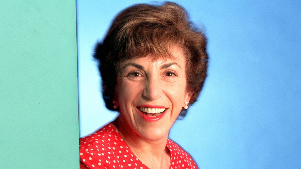 A Good Read - Edwina Currie and Terry Wogan - BBC Sounds