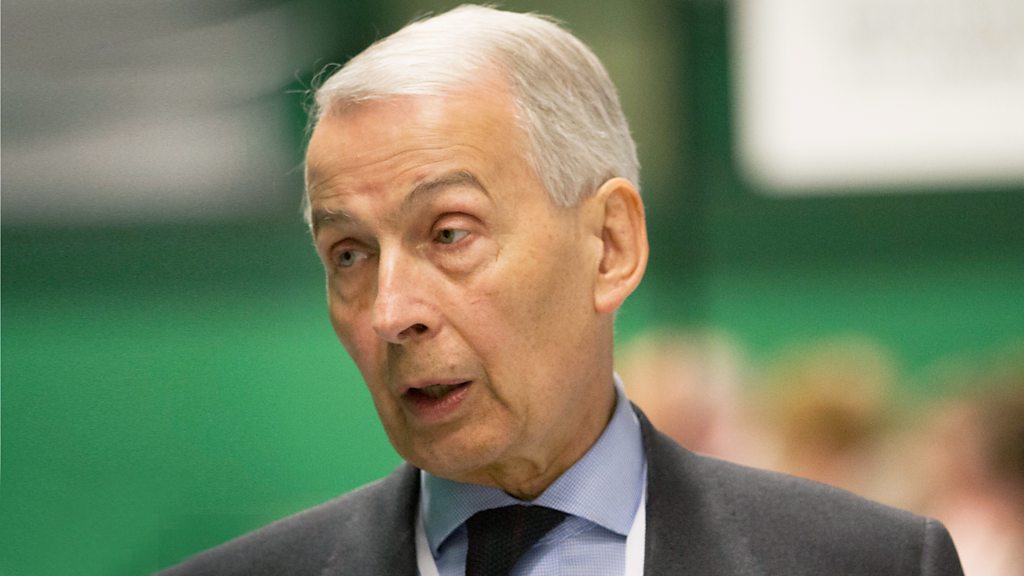 The World Tonight - Senior Labour MP Frank Field resigns from ...