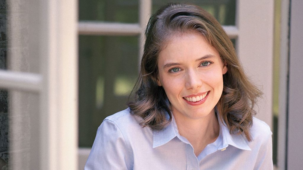 Bookclub - Madeline Miller - The Song of Achilles - BBC Sounds