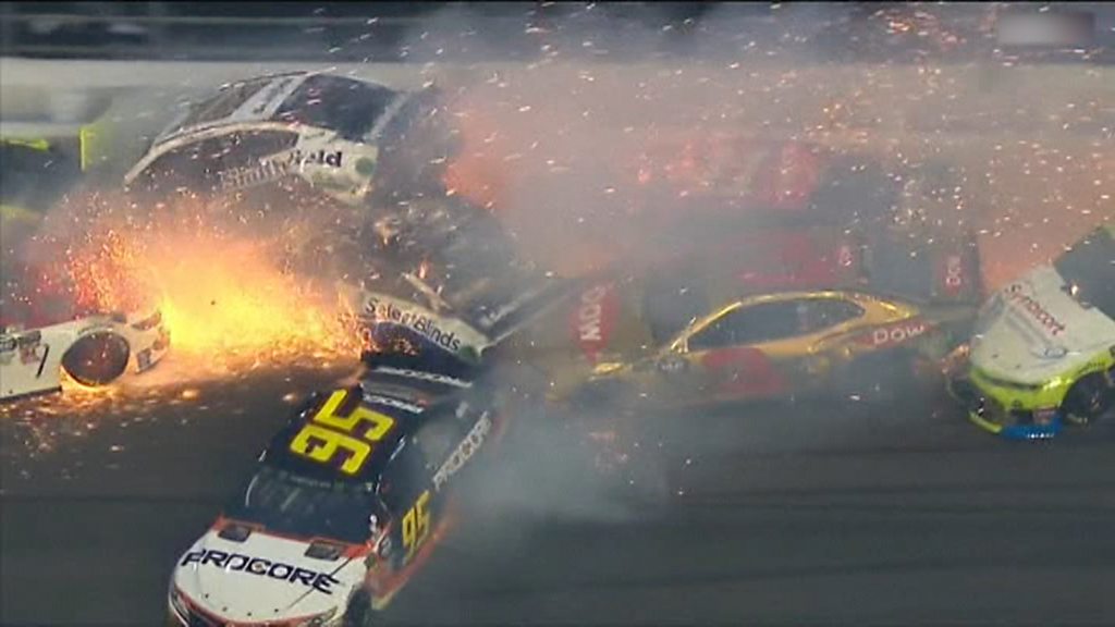 Daytona 500 Pace Car Crash Sportskeeda NASCAR Chevrolet Is