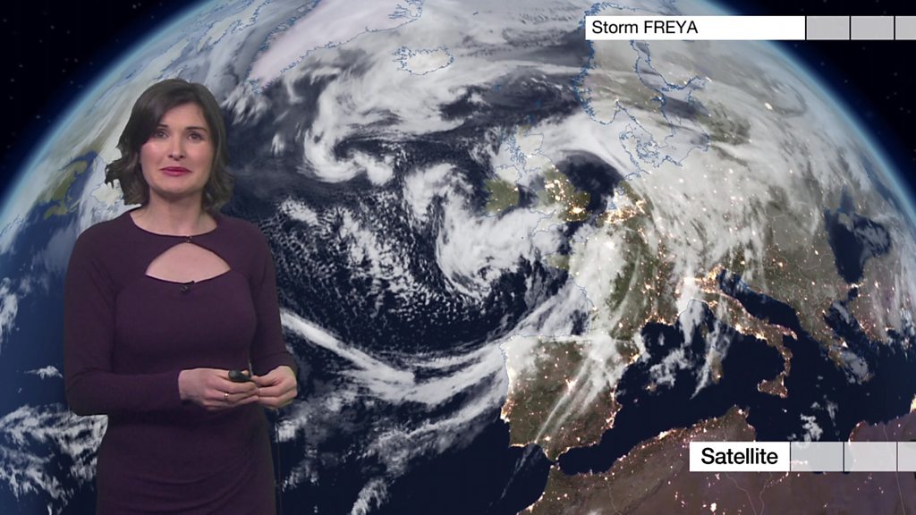 Storm Freya brings dangerous high winds to the UK - BBC News