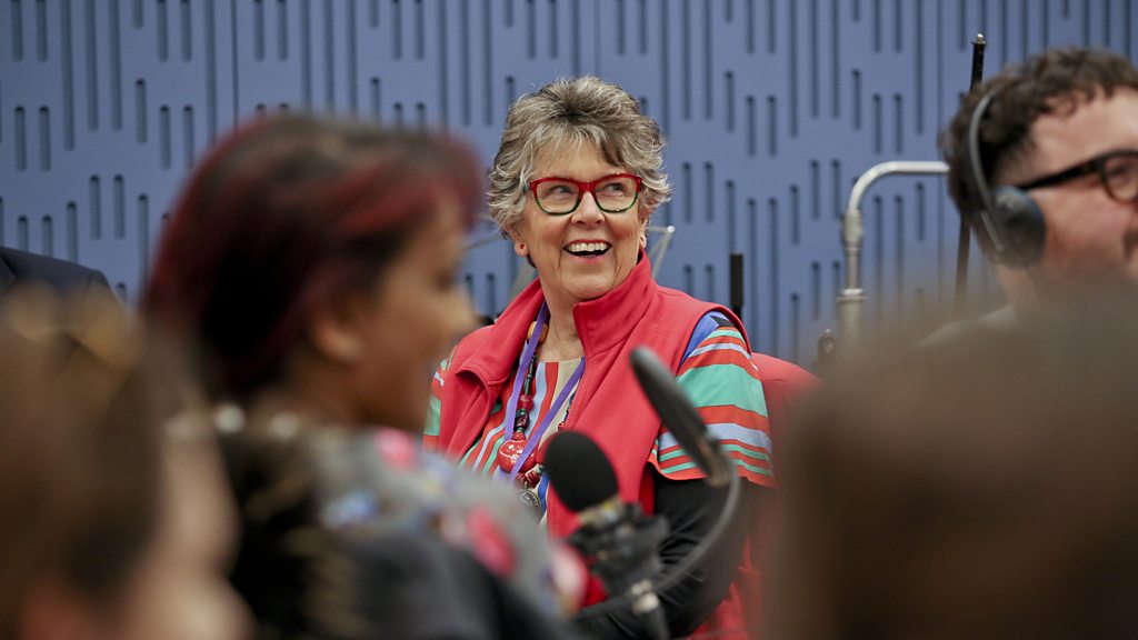 Loose Ends - Prue Leith, Danielle de Niese, Deborah Frances-White ...