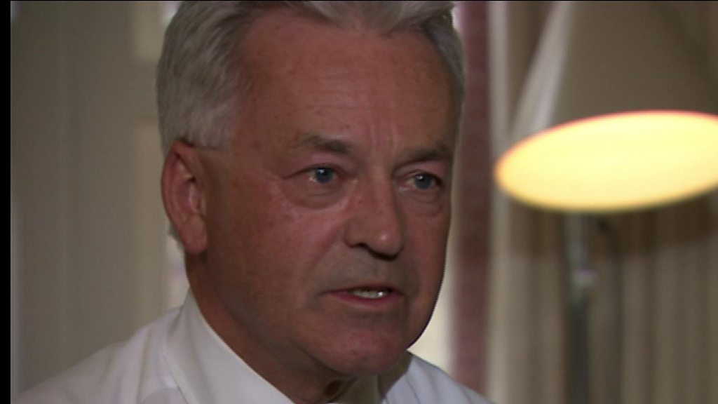 Tory leadership race: Alan Duncan resigns as minister - BBC News