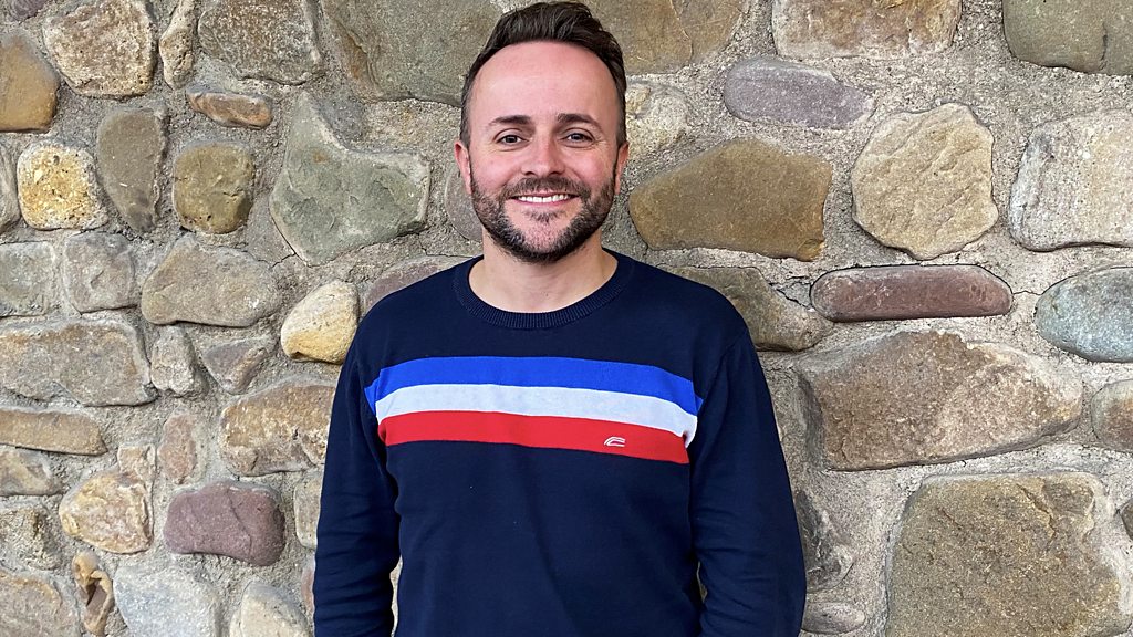 BBC Sounds - Julian Jones - Available Episodes