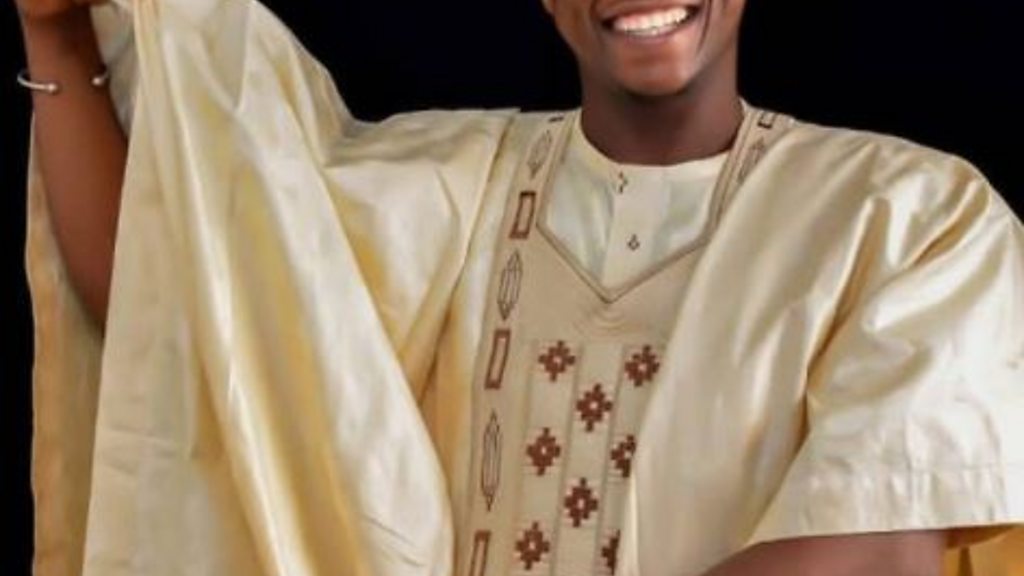 Wakokin Hausa 10 da suka fi fice a shekarar 2019 - BBC News Hausa