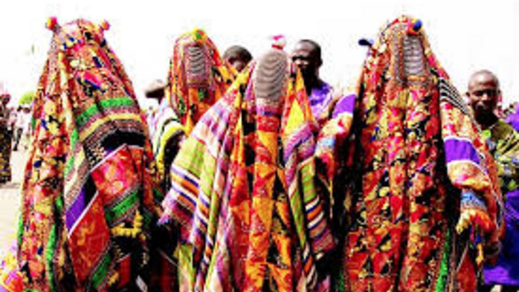 Ibadan: Olóòlù kò ni kọ́ja agboolé rẹ̀ fún ọdún eégún ìlú Ibadan tọdún ...