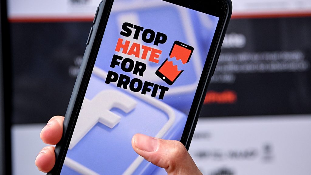 Tech Life - Big advertisers boycott Facebook - BBC Sounds