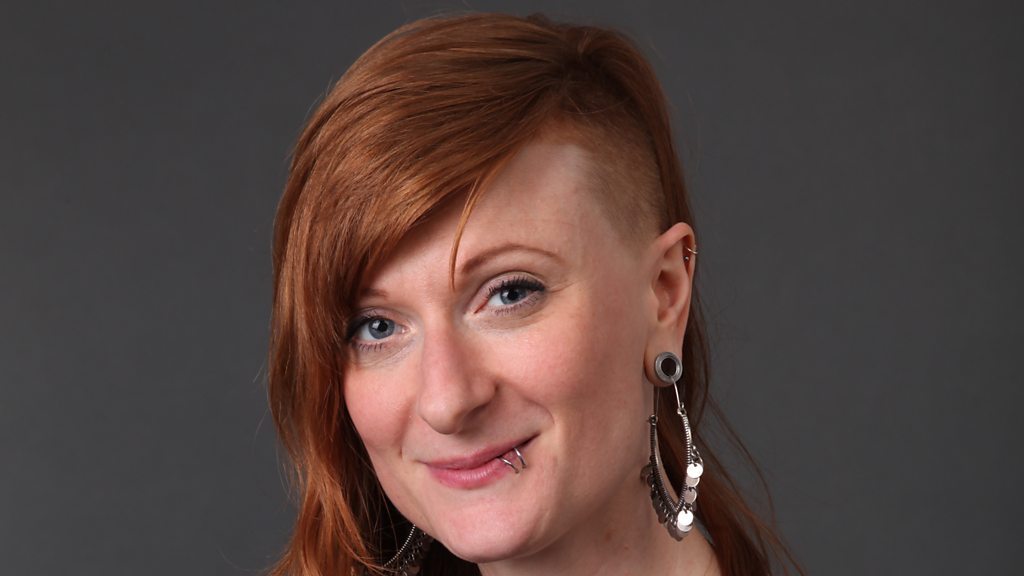 One to One - Escapes: Anna Freeman talks to Brian Robson - BBC Sounds