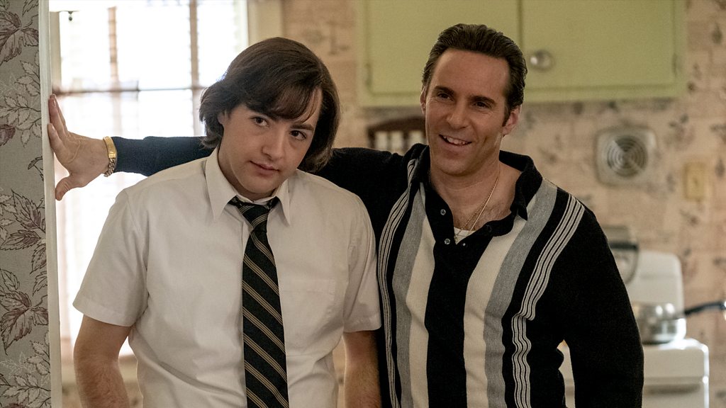 Front Row - David Chase, Laura Lomas, Betty Campbell statue - BBC Sounds