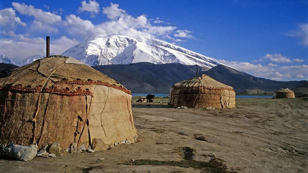 Witness History - Fighting for Uyghur rights in China - BBC Sounds