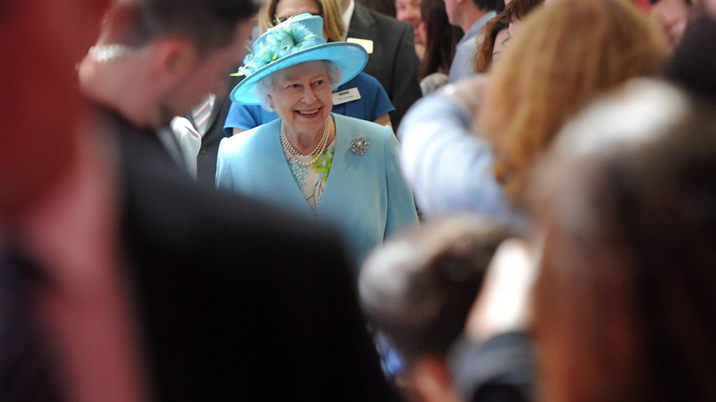 Archive on 4 - Encounters with Elizabeth - BBC Sounds