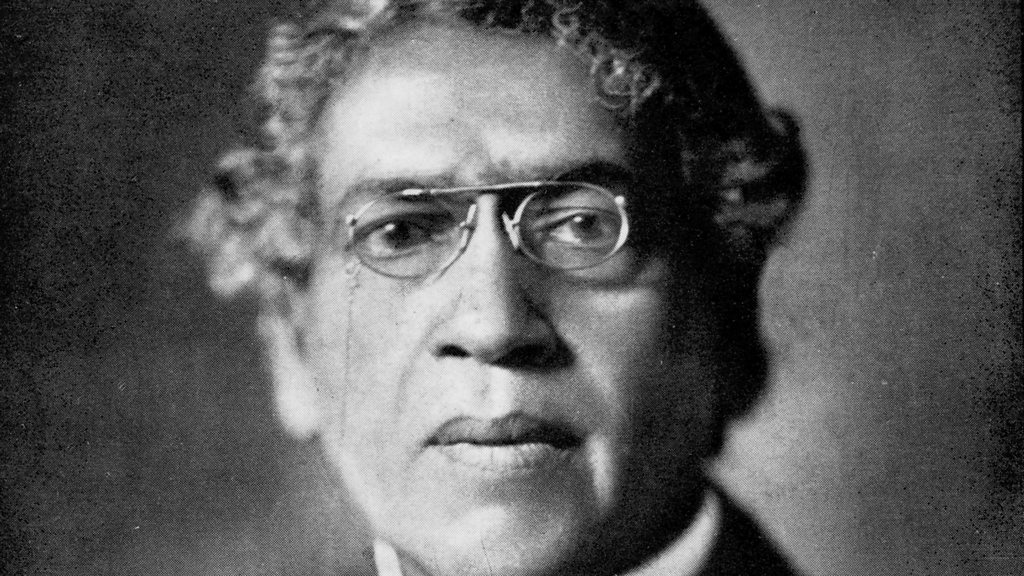 The Forum - Radio waves and plants: The life of JC Bose - BBC Sounds