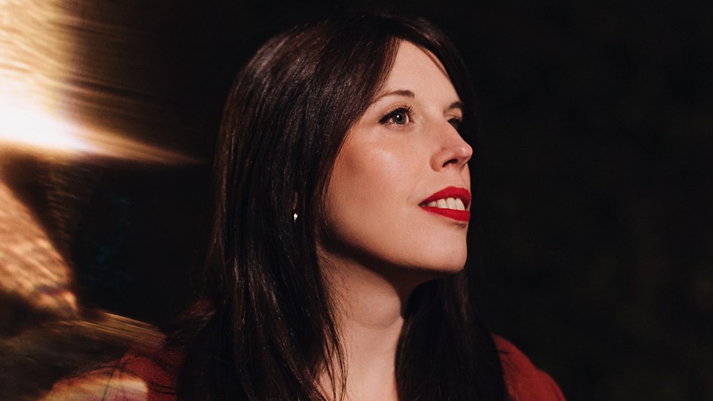 Front Row - Singer Bella Hardy, Poet Thomas Lynch, Birmingham 2022 ...