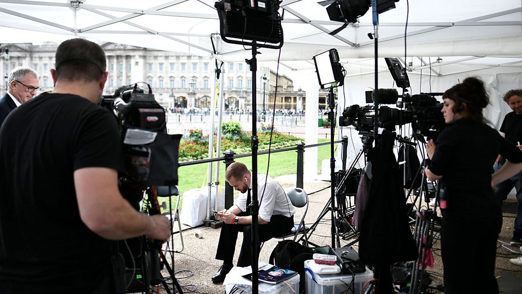 The Media Show - The media mourns a monarch - BBC Sounds