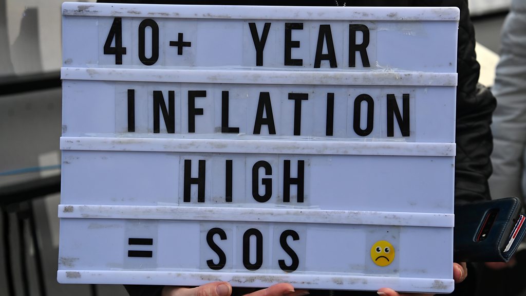 The World Tonight - Inflation at 40 year high – ahead of Autumn ...