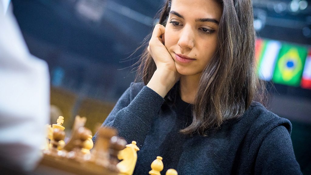 Newshour - The top Iranian chess player exiled for not wearing a ...