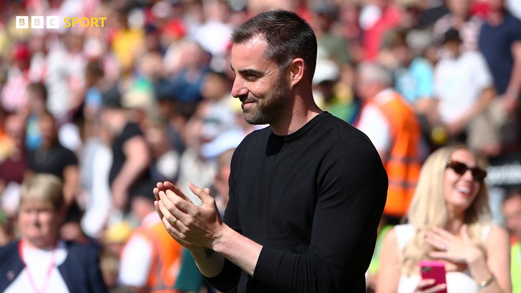 Andrew Peach - Rubén Sellés appointed as Reading FC Manager - BBC Sounds