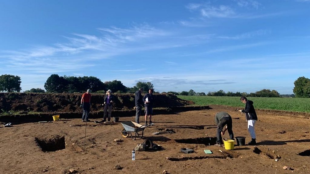 Ben Jackson on BBC Radio Leicester - Roman archaeological dig taking ...