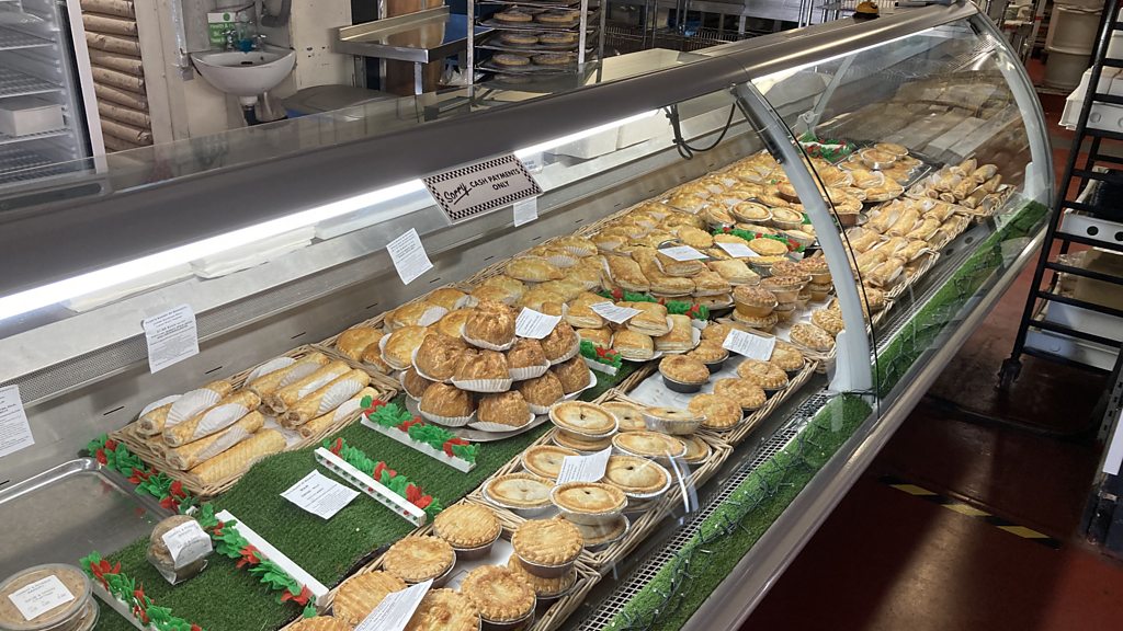 Bedworth Bakery closes after 70 Years - BBC Sounds