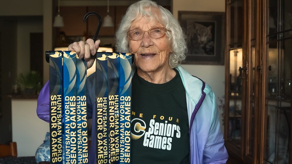 Sportshour Betty Brussel The 99 Year Old World Record Swimmer Bbc
