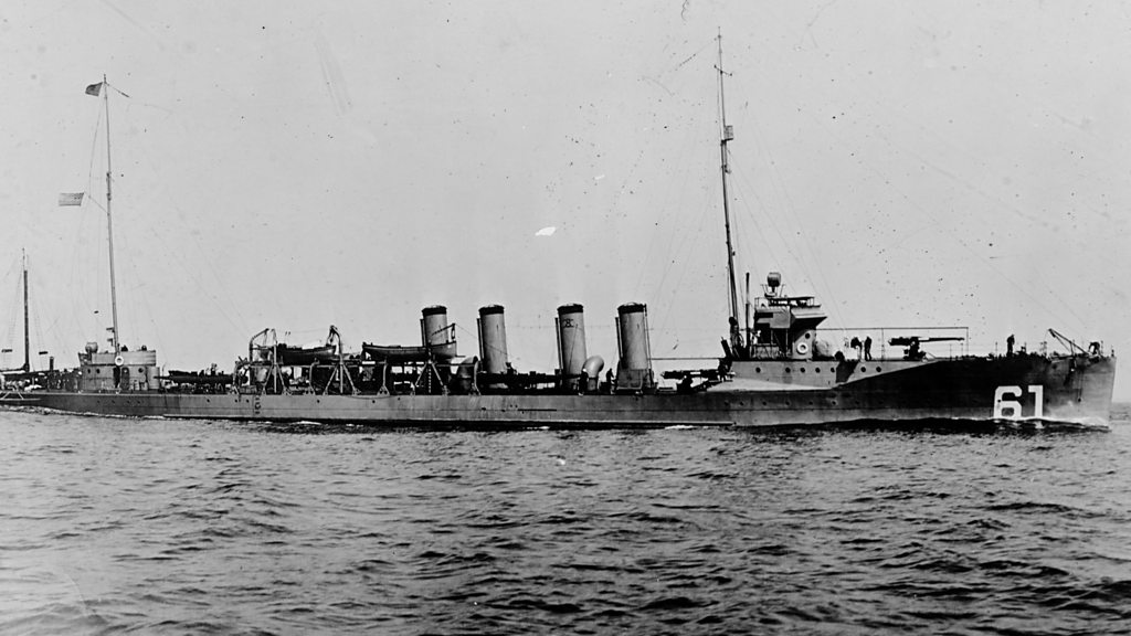 Julie Skentelbery - WW1 US Navy destroyer bell salvaged off Isles of ...