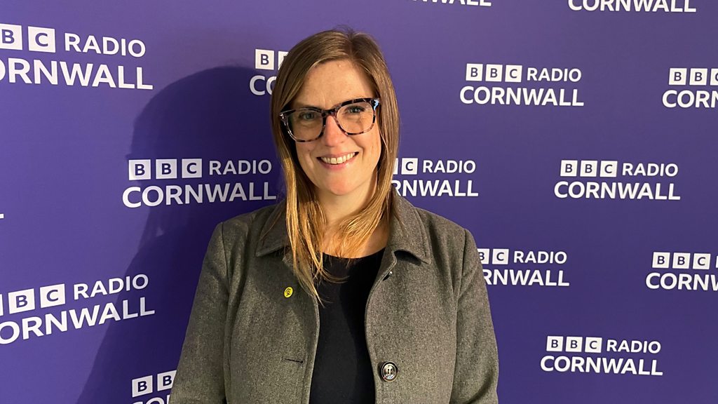 Julie Skentelbery - "Tap for Penzance" to help the homeless - BBC Sounds
