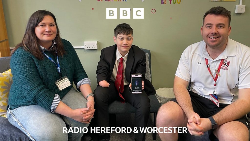 Worcestershire 11-year-old to get ‘bionic arm’ - BBC Sounds