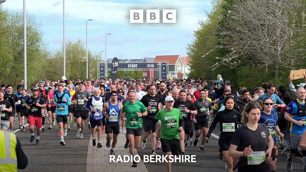 Thousands of runners take part in Reading half marathon - BBC Sounds