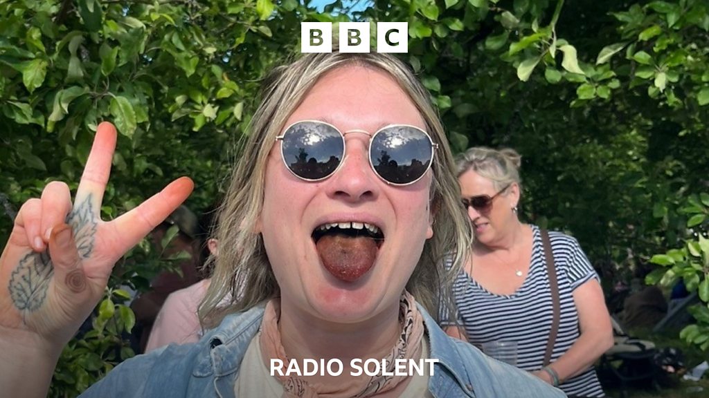 Nettle Eating: World record set at Bridport event - BBC Sounds