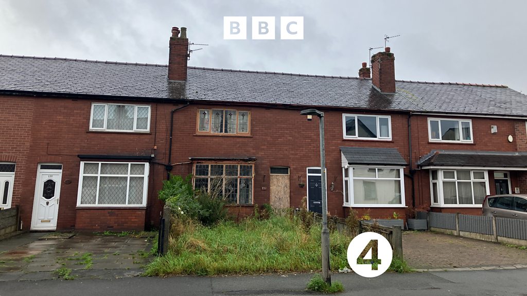 File on 4 Investigates - Ghost Houses - BBC Sounds