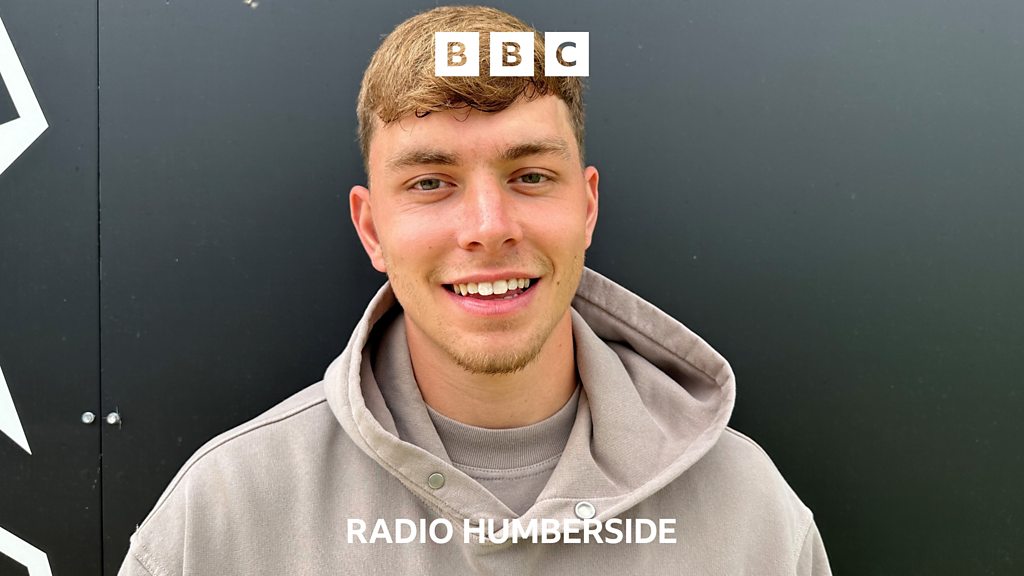 Grimsby Town F.C. - Matty Carson on free kicks and fish and chips ...