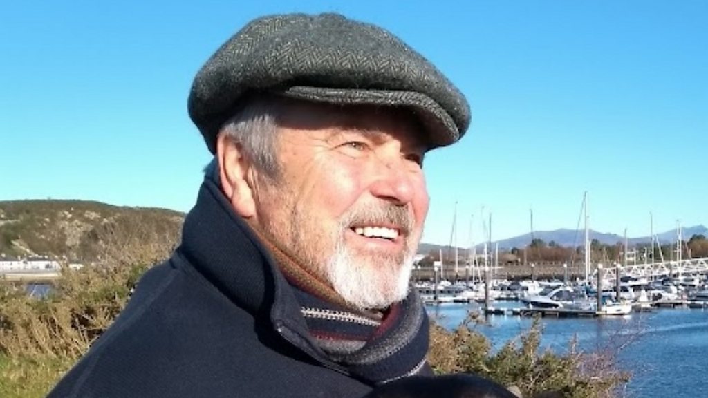 Beti a'i Phobol - Mici Plwm - BBC Sounds