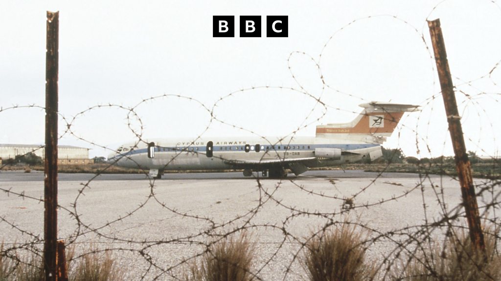 Witness History - Cyprus 1974: The Final Landing - BBC Sounds