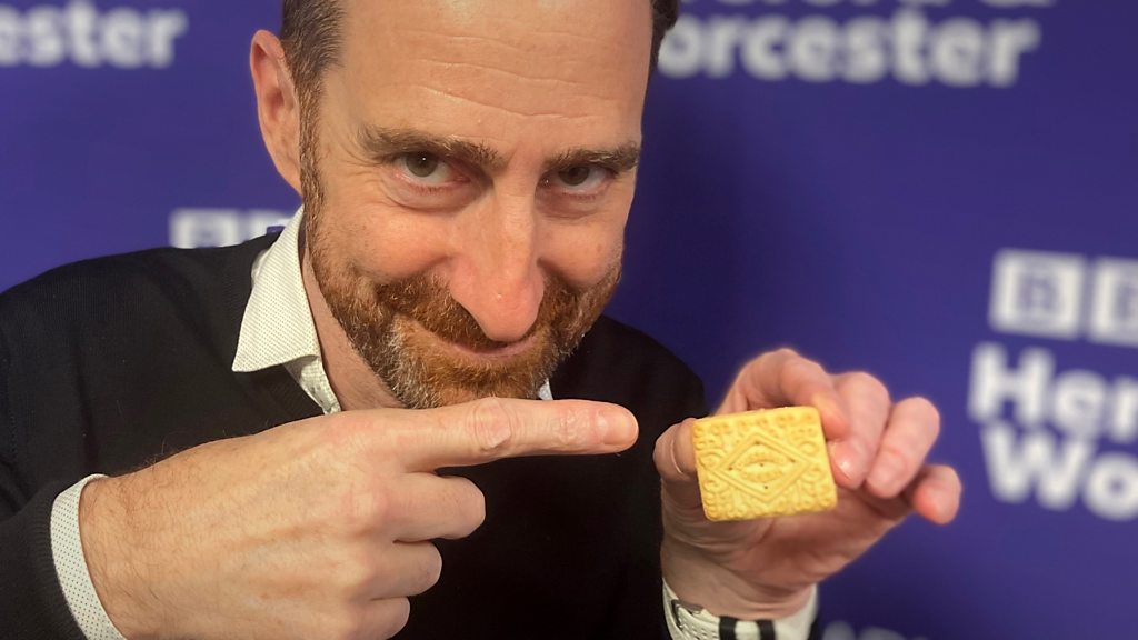 Elliott Webb - What do the designs mean on Custard Creams? - BBC Sounds