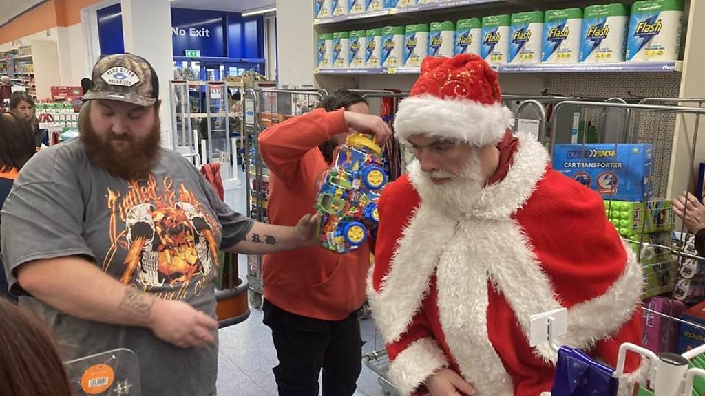 Martin Evans - Martin's feature on 'Santa and his amazing friends ...
