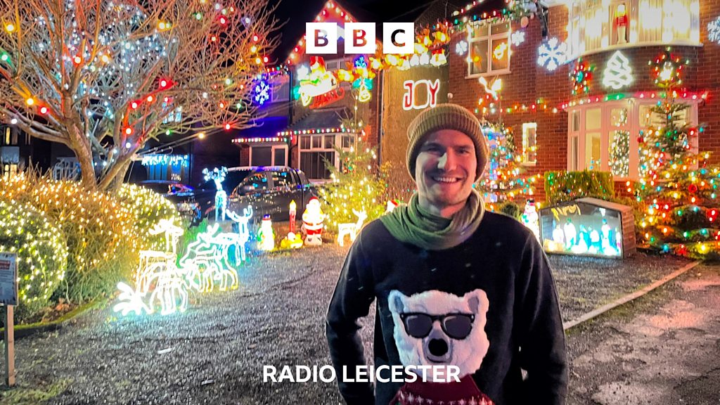The nostalgic display using retro Christmas lights - BBC Sounds