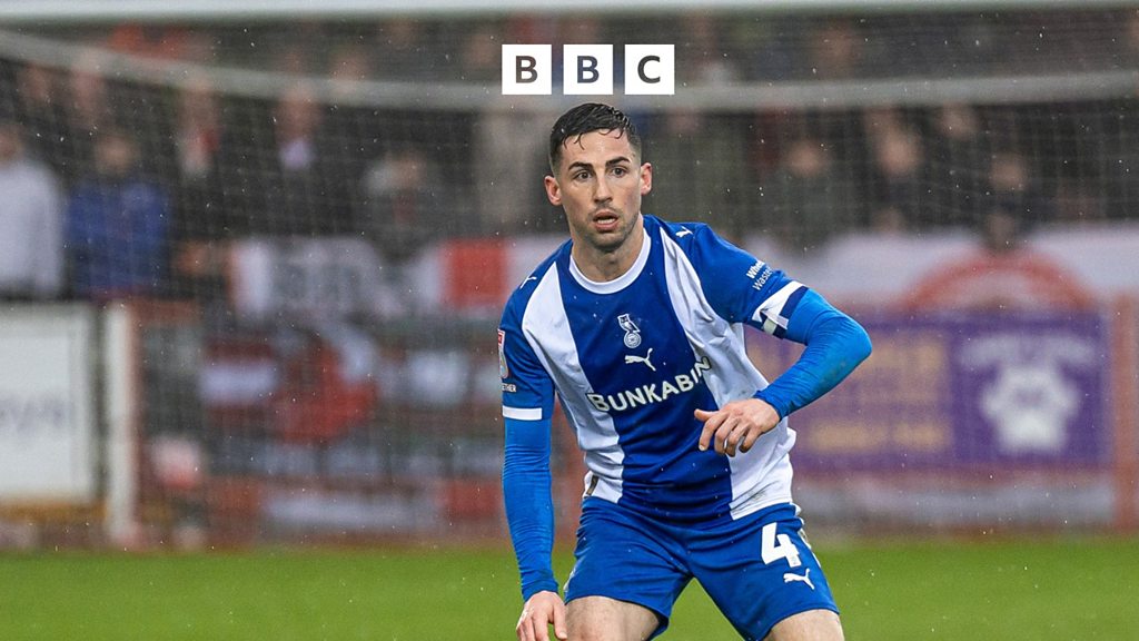 Oldham Athletic - Pett: 'My decision to block the ball is ridiculous ...