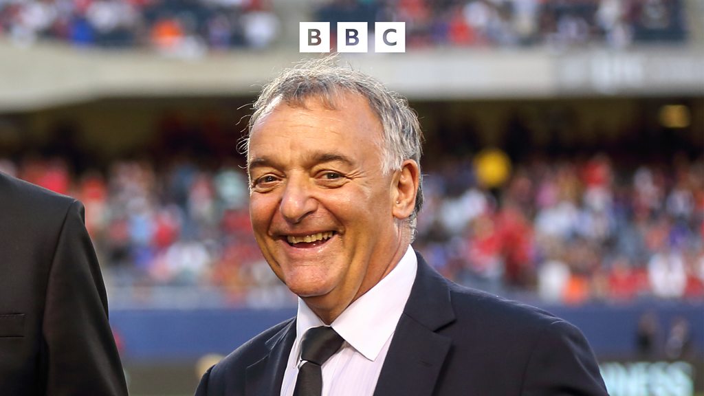 Swindon Town - Lou Macari on Swindon Town - BBC Sounds