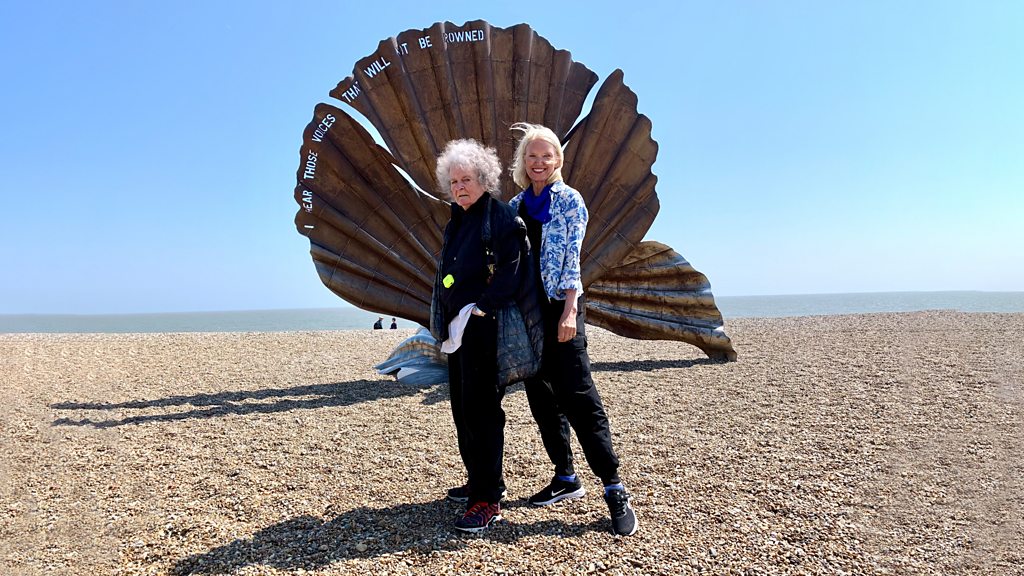 Open Country - Open Country - Anneka Rice and Maggi Hambling in Suffolk ...
