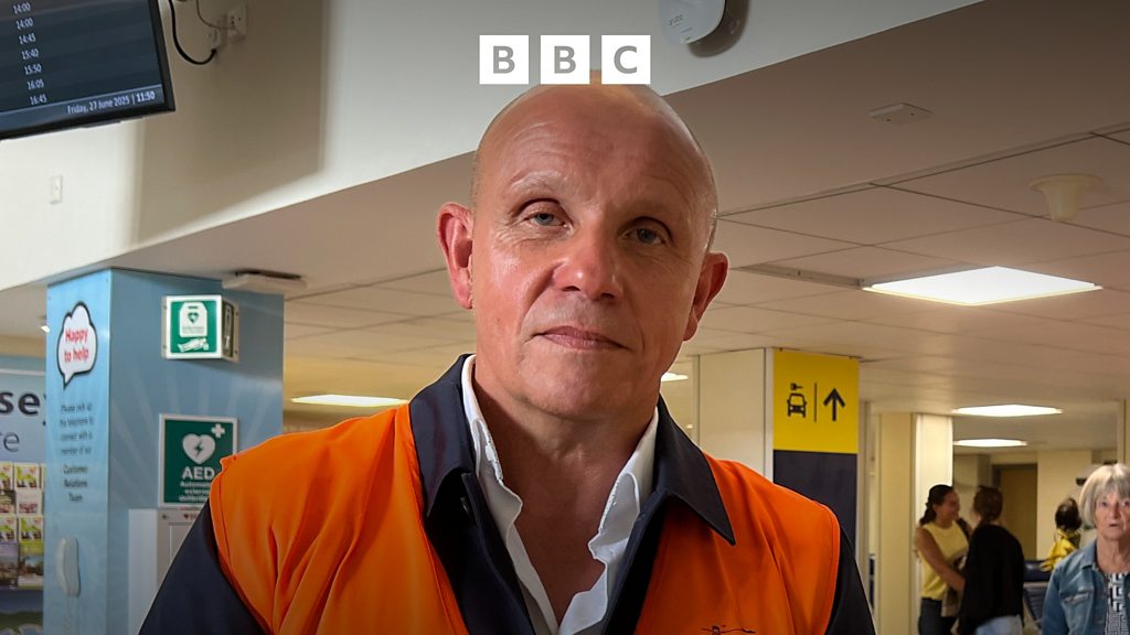 French Airline offers route between Alderney and Jersey - BBC Sounds